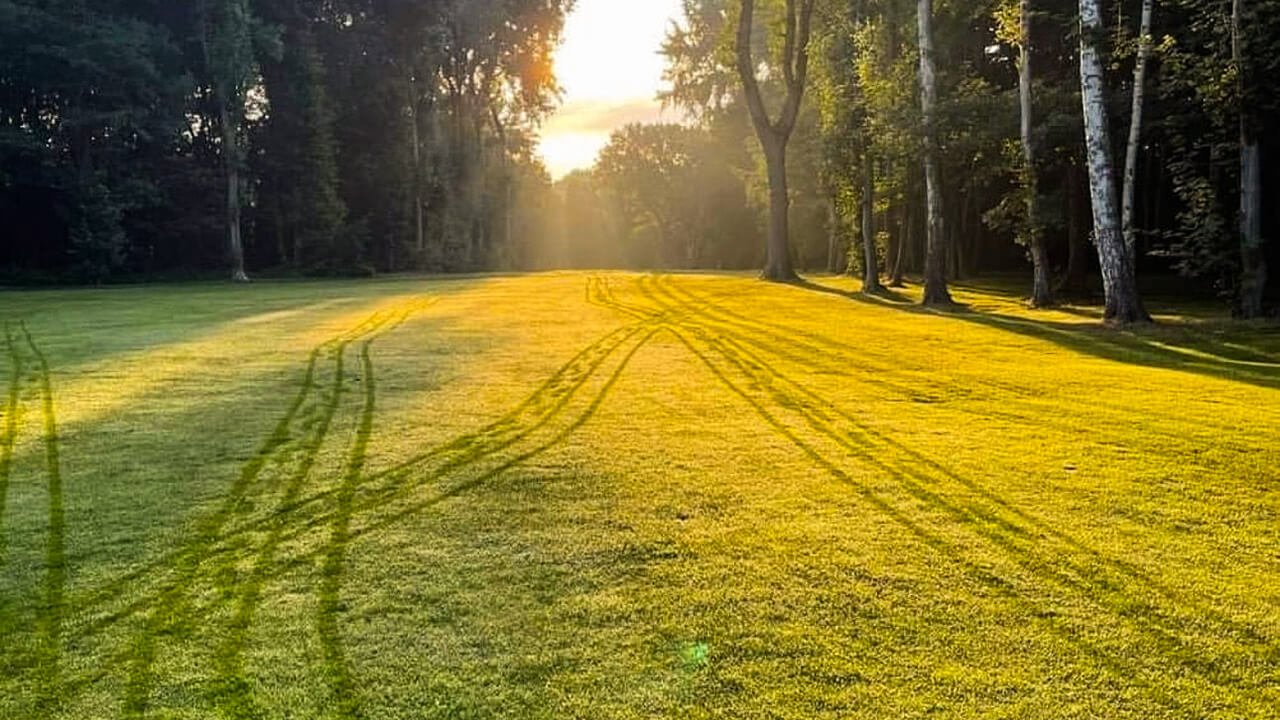 Golf in Doncaster | Thornhurst Park Golf Course