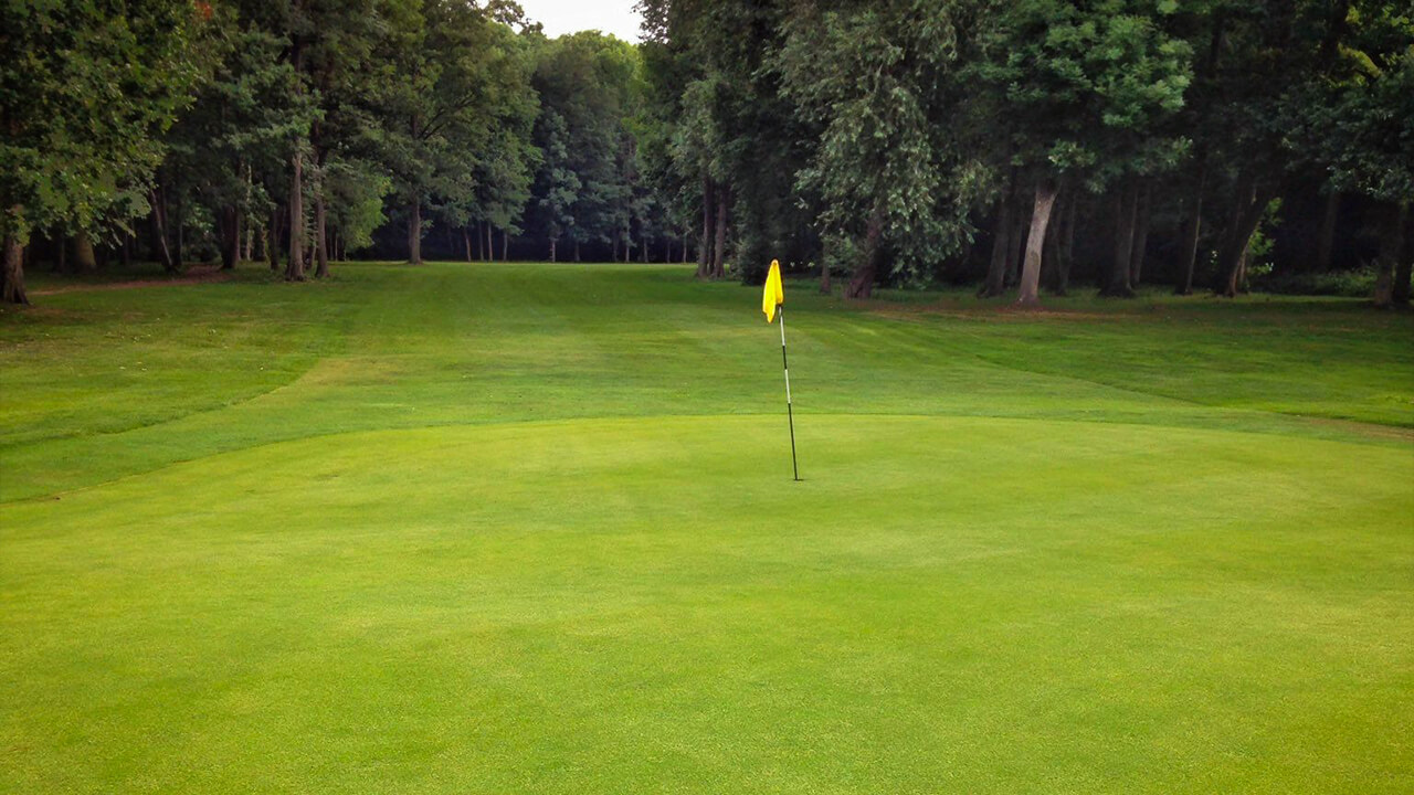 Golf in Doncaster | Thornhurst Park Golf Course